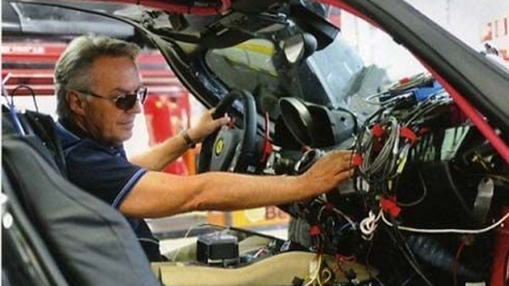 เผยภาพโครงสร้างห้องโดยสารทรงดุดัน Ferrari F70 ตัวแทน Enzo - ข่าวในวงการ ...