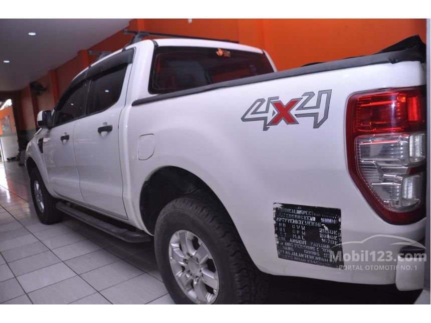 Jual Mobil Ford Ranger 2012 XLT 2.5 di Jawa Timur Manual Pick-up Putih ...