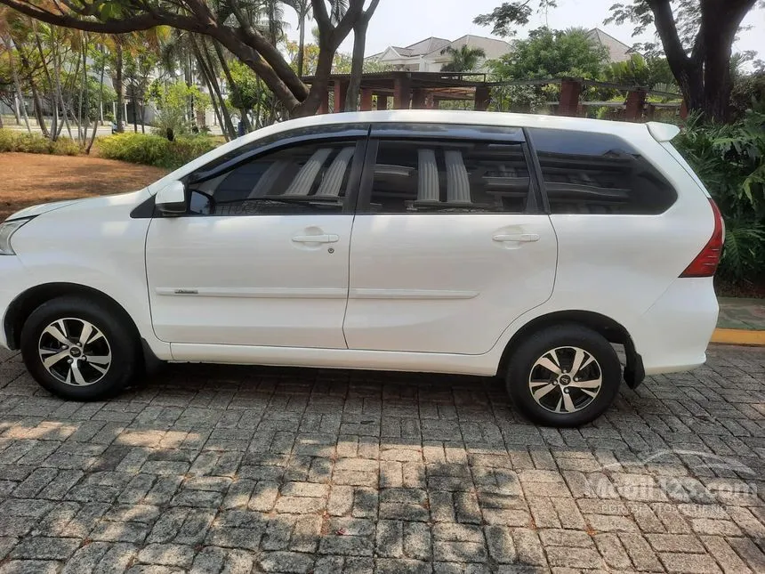 Jual Mobil Daihatsu Xenia 2016 R 1.3 di DKI Jakarta Automatic MPV Putih Rp 123.000.000 ...