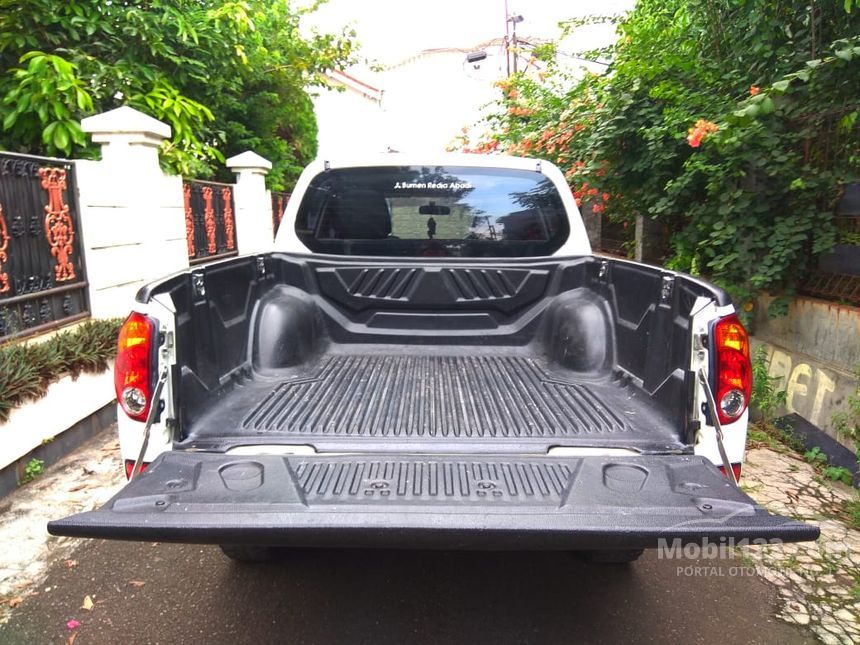 Jual Mobil Mitsubishi Strada Triton 2015 HD-X 2.8 di DKI Jakarta Manual ...