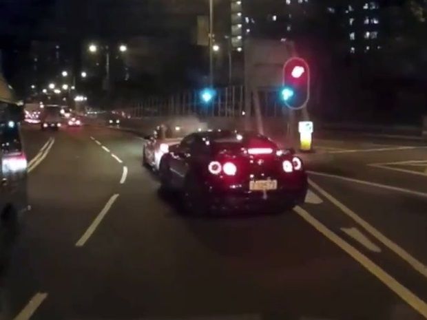 Nissan GT-R Crashes Twice Into A Mercedes-Benz C-Class In Hong Kong ...