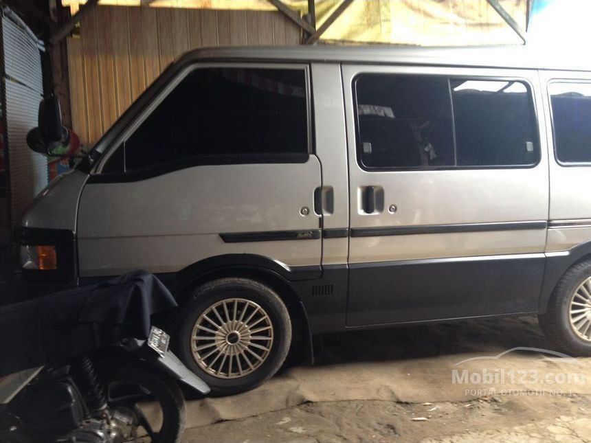 Jual Mobil Mazda E2000 2005 2.0 Manual 2.0 di DKI Jakarta Manual MPV ...