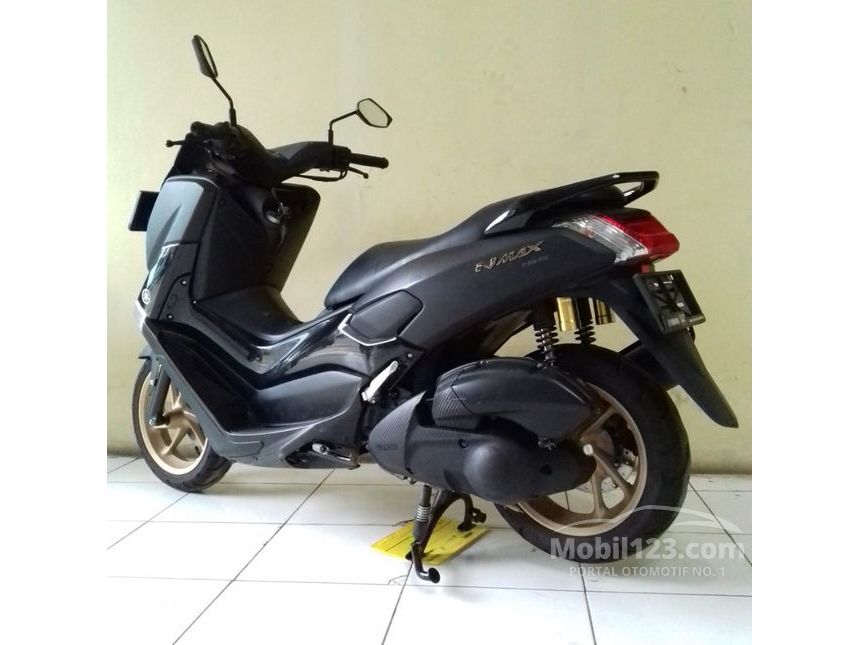 Jual Motor Yamaha N-MAX 2019 0.2 di Jawa Barat Automatic Others Hitam ...