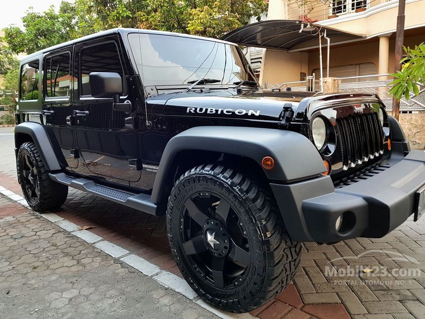 Jual Mobil Jeep Wrangler 2013 Rubicon 3.6 di Jawa Timur Automatic SUV ...