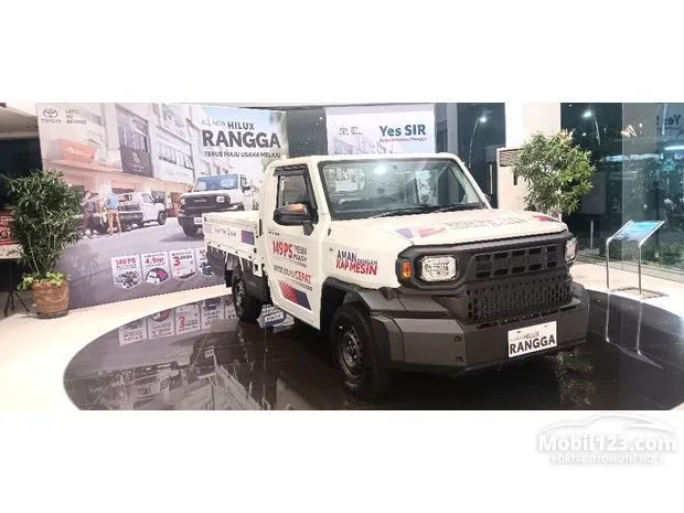 Jual Toyota Hilux Rangga Standard Flat Deck 3 Way Single Cab Bekas di ...
