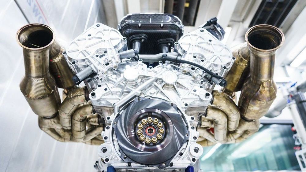 1000 แรงม้า จากเครื่องยนต์ V12 ใน Aston Martin Valkyrie - ข่าวในวงการ ...