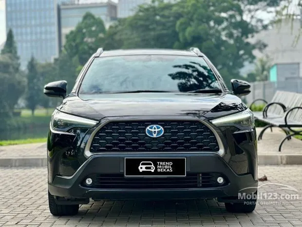 Jual Toyota Corolla Cross Hybrid Bekas di Bsd City Harga Kredit Murah ...