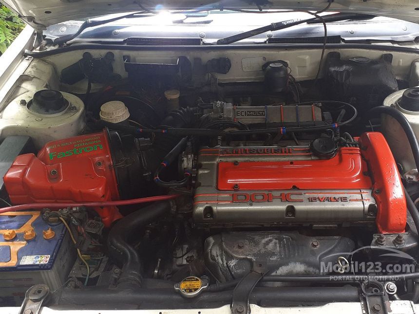 Jual Mobil Mitsubishi Eterna 1993 2.0 di Jawa Barat Manual Sedan Putih ...