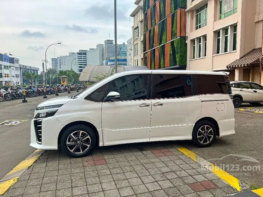 Jual Mobil Toyota Voxy 2020 2.0 di DKI Jakarta Automatic Wagon Putih Rp ...