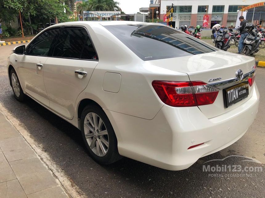 Jual Mobil Toyota Camry 2014 V 2.5 di DKI Jakarta Automatic Sedan Putih ...