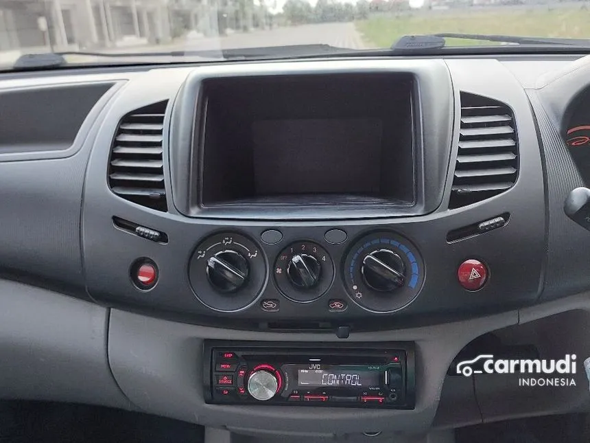 Mitsubishi Strada Triton 2014 GLX 2.5 in Jawa Timur Manual Pick-up ...