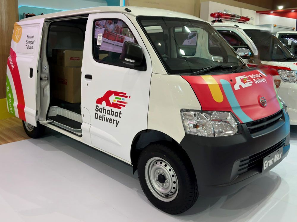 Mobil Murah buat Usaha, Harga Daihatsu Gran Max Blind Van Bekas Mulai ...