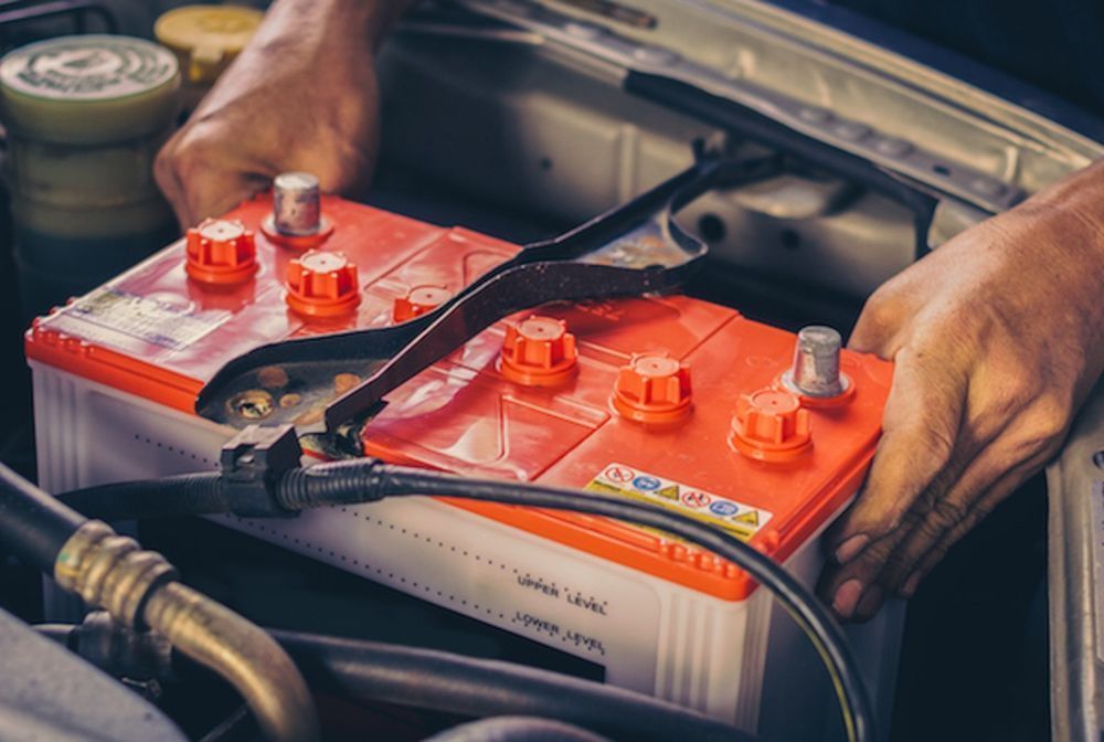 Cek Harga Aki Mobil Terbaru 2025, Persiapan Sebelum Soak! - Panduan ...
