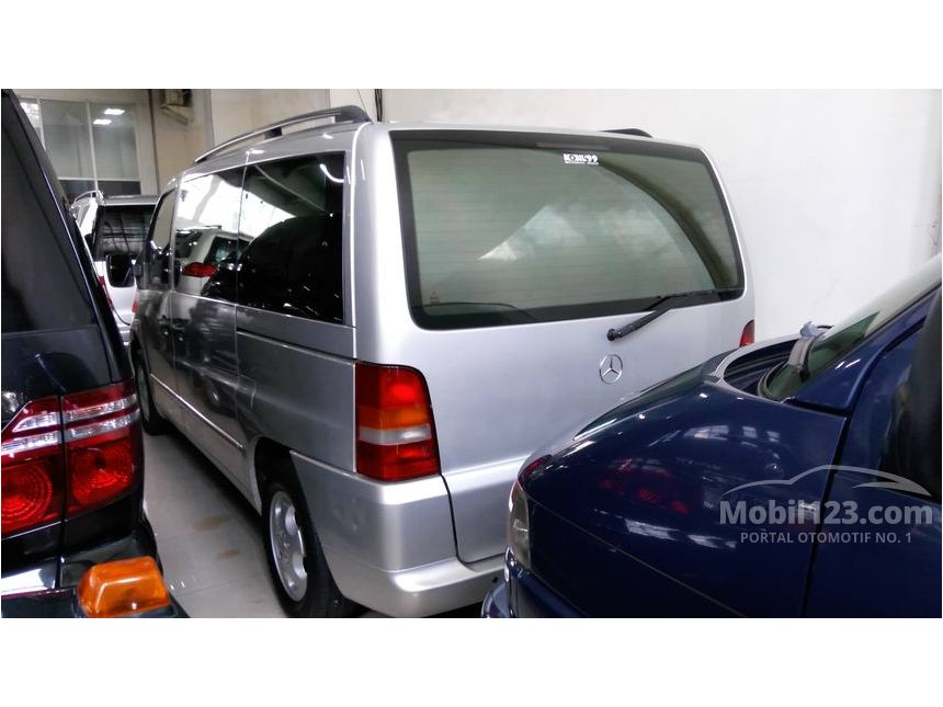 Jual Mobil Mercedes-Benz Vito 2003 112 2.2 di Jawa Timur Automatic Van ...
