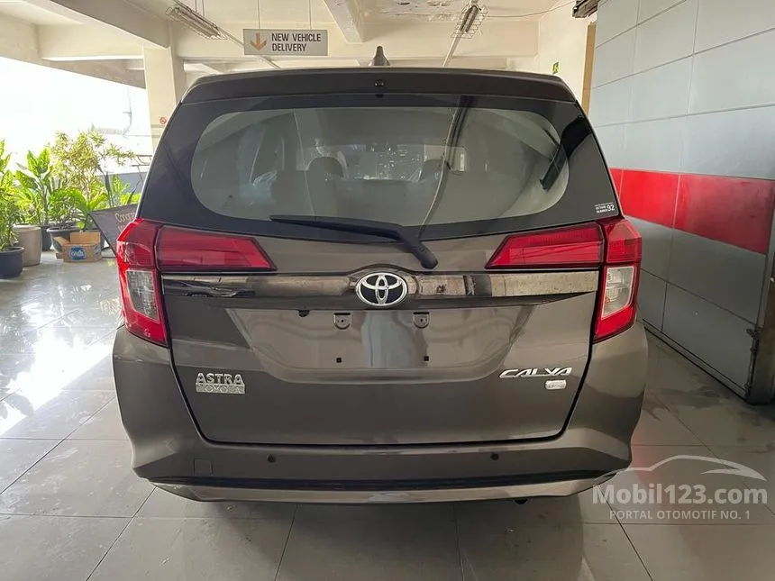 Jual Mobil Toyota Calya 2022 G 1.2 di DKI Jakarta Automatic MPV Hitam ...