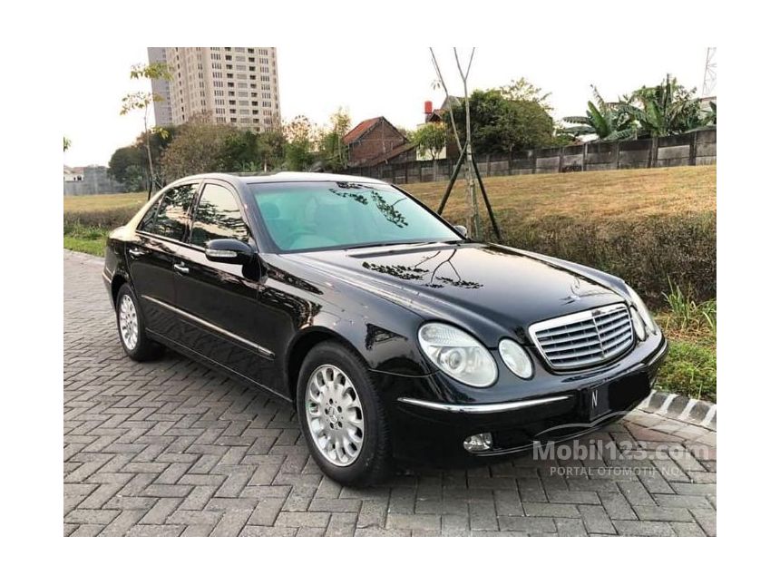 Jual Mobil Mercedes-Benz E260 2002 Elegance 2.6 di Jawa Timur Automatic ...